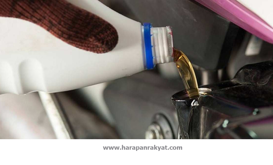 Begini Saat yang Tepat untuk Ganti Oli Motor Matic | Warta OTO